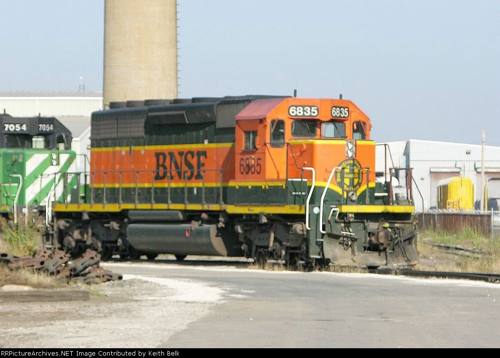 BNSF 6835